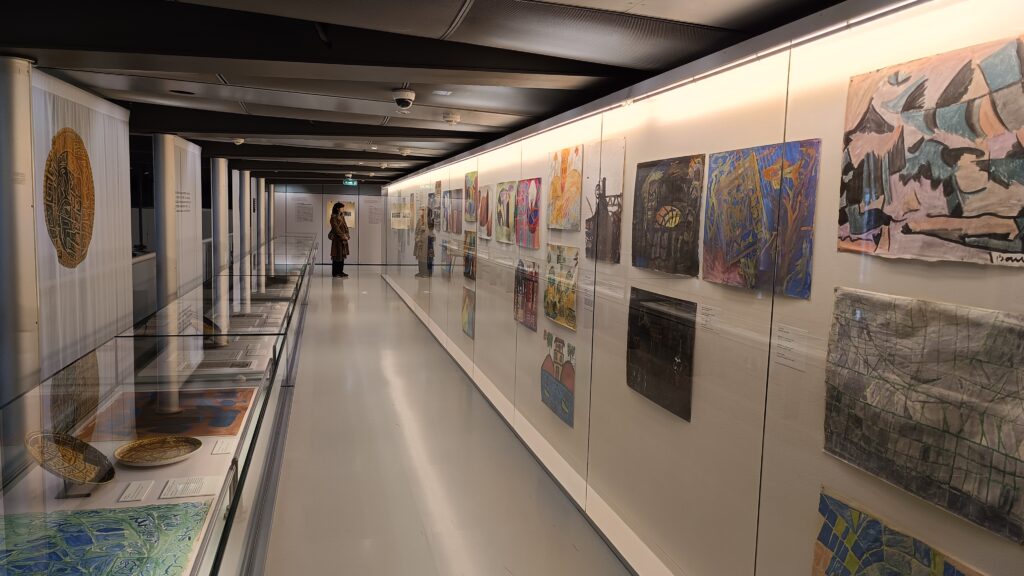 Notre visite de l’exposition "Tenter l’art pour soigner" - Maison de la Médecine et de la Culture